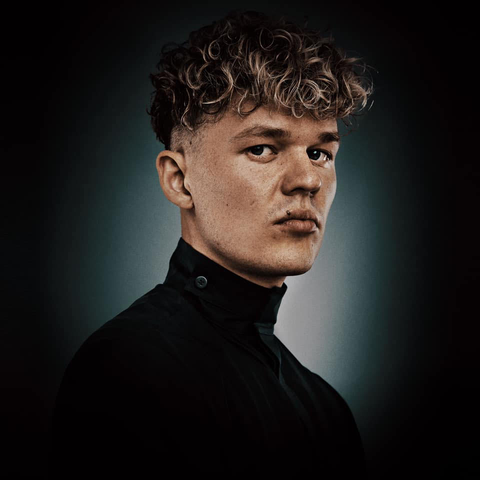 Saveus – Traitors - Discover New Music & Unsigned Talent - Alfitude